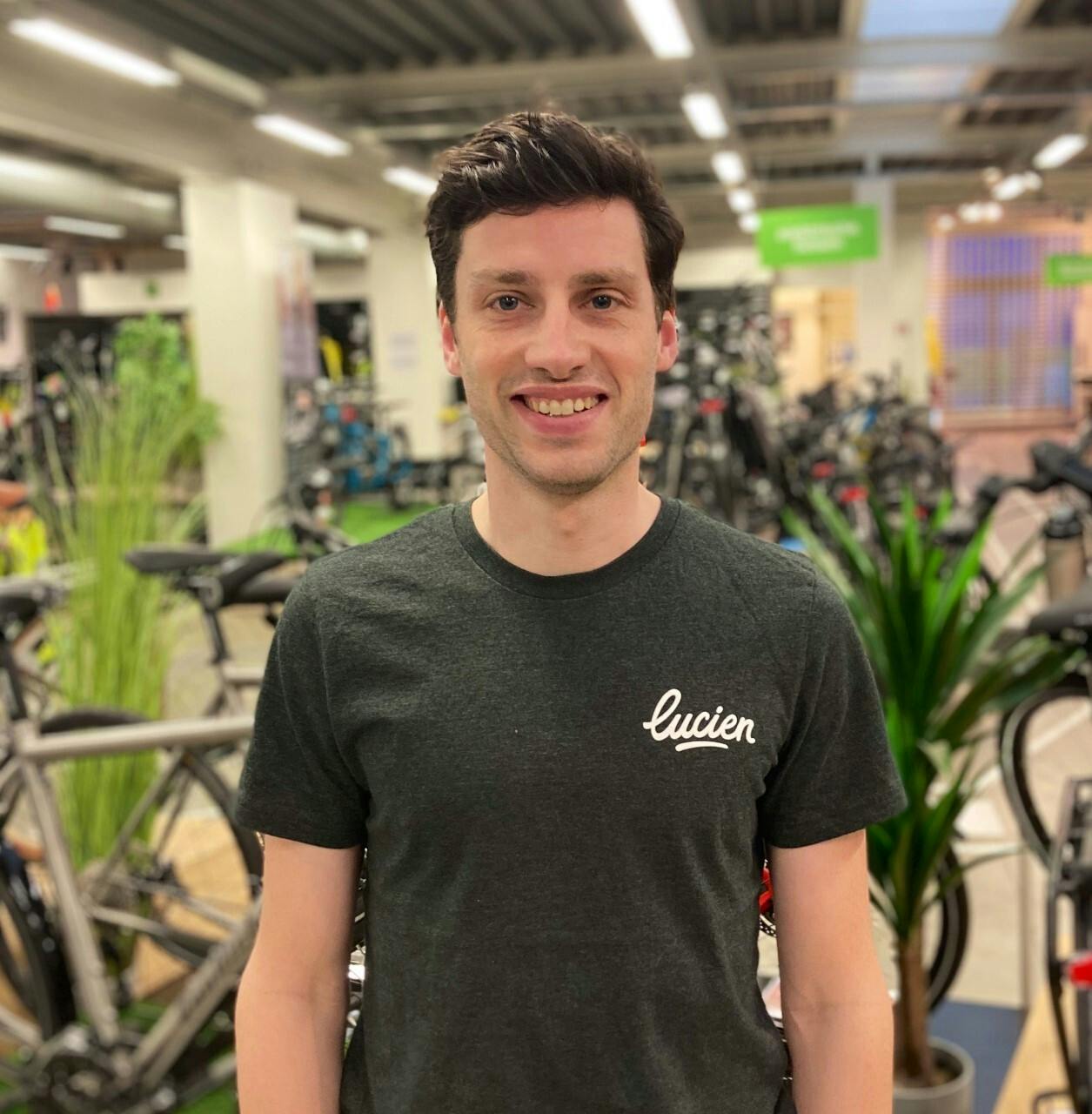 Onze fietsenwinkels | Lucien